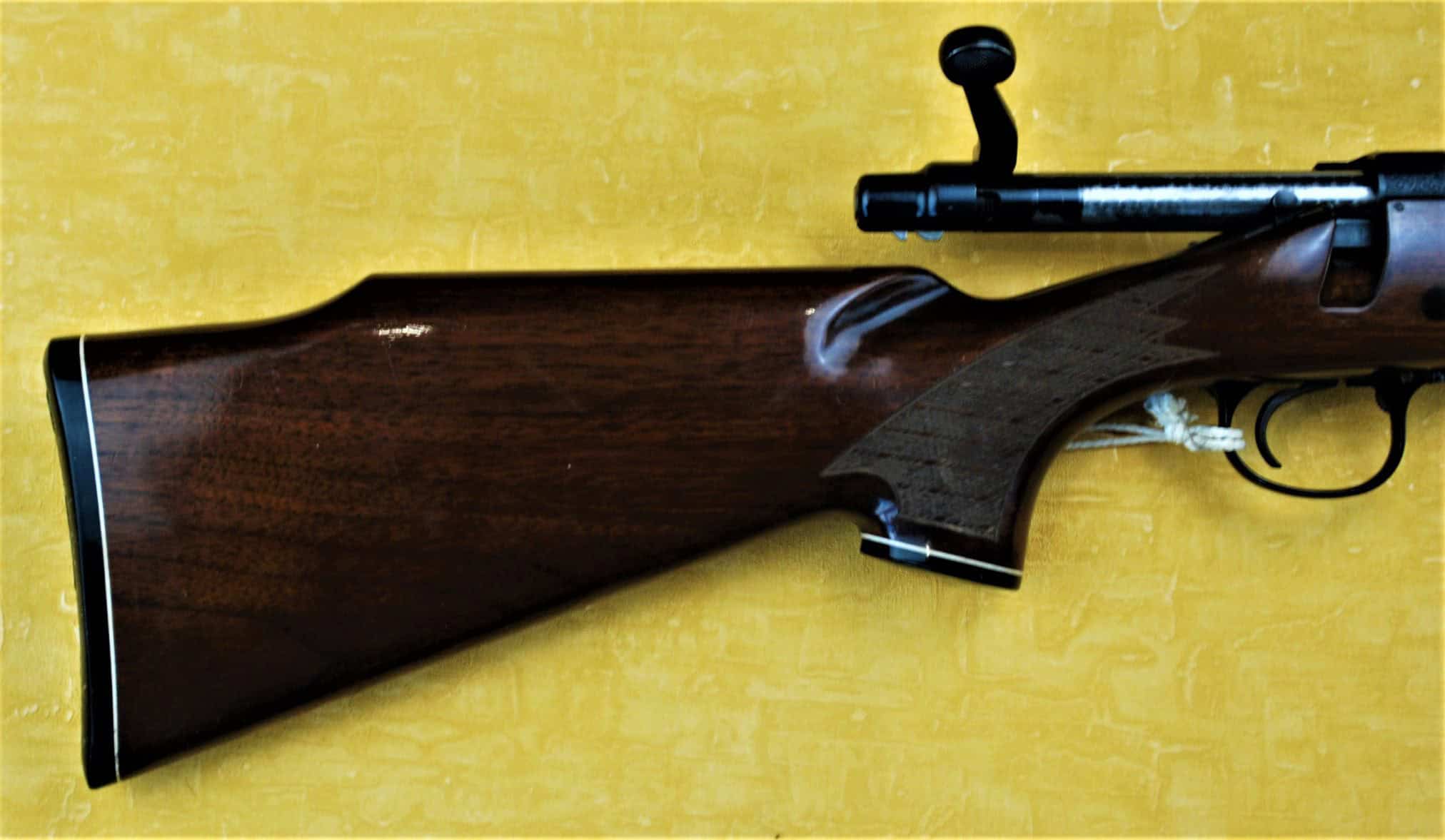 REMINGTON .223 DELUXE BOLT ACTION RIFLE. - Emma Custom Rifles