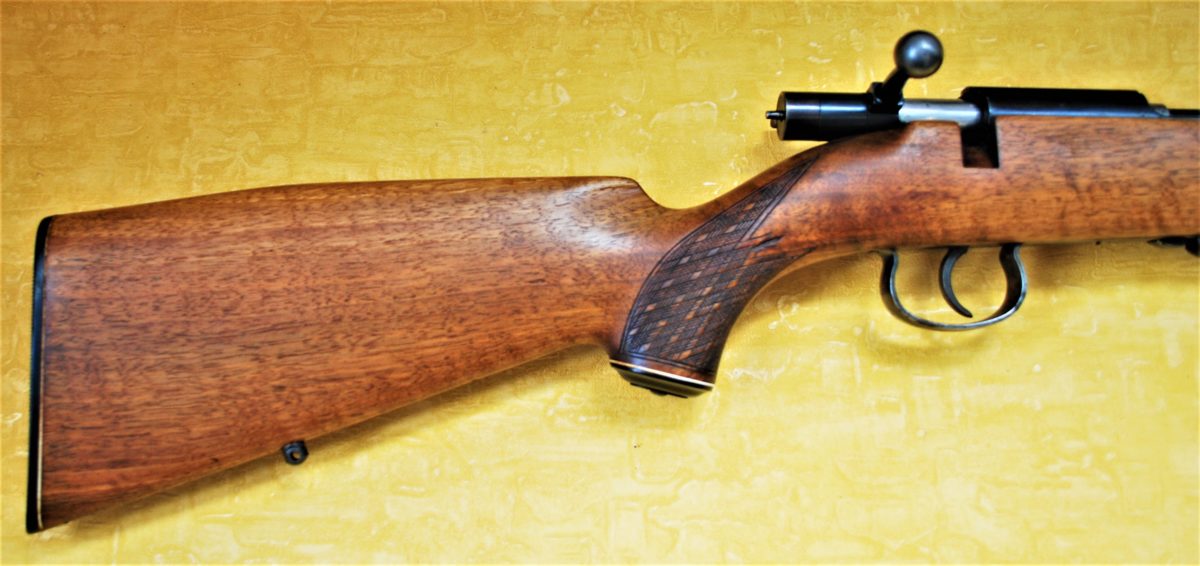 ANSCHUTZ .22 RIMFIRE MODEL 1420 BOLT ACTION RIFLE. - Emma Custom Rifles