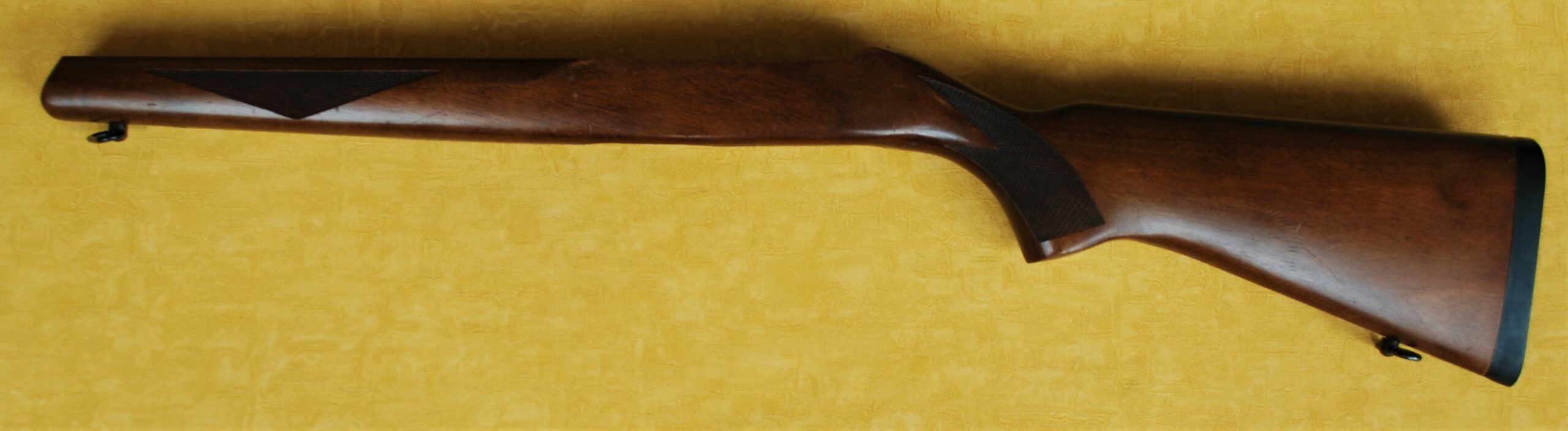 RUGER 10-22 SEMI-AUTOMATIC RIM FIRE WALNUT DELUXE RIFLE STOCK. - Emma ...
