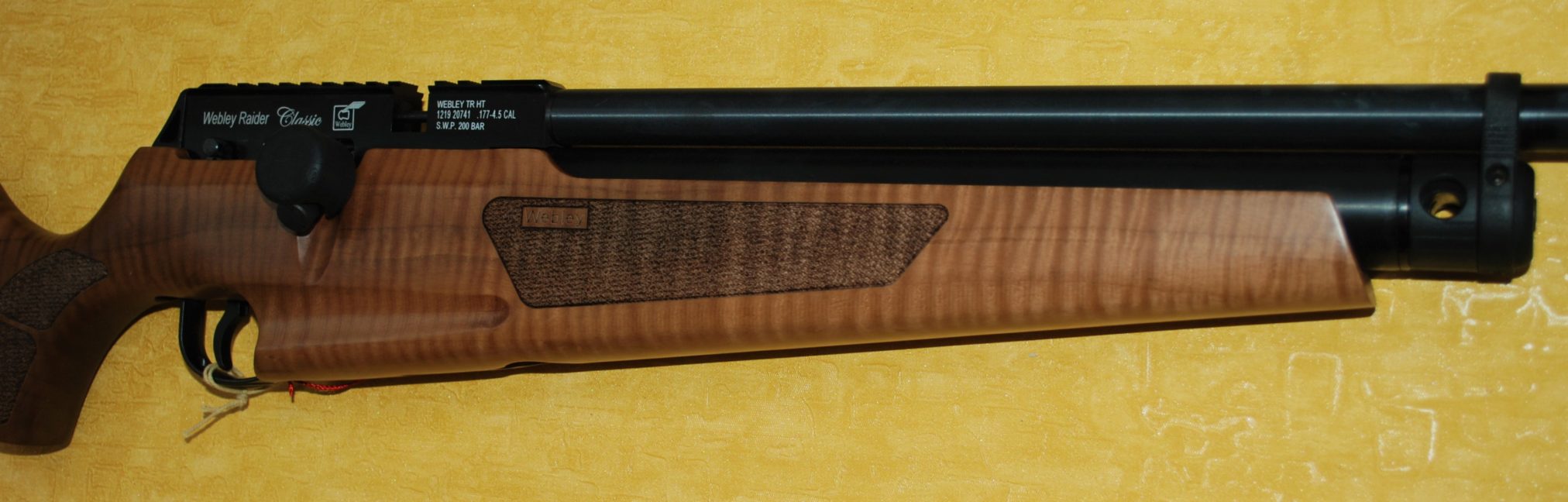 WEBLEY .177 (4.5MM) RAIDER QUANTUM CLASSIC DELUXE BOLT ACTION PCP AIR ...