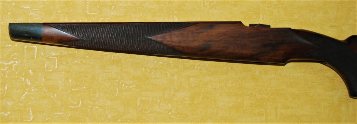 DAVID LLOYD HIGH GRADE WALNUT RIFLE STOCK. - Emma Custom Rifles