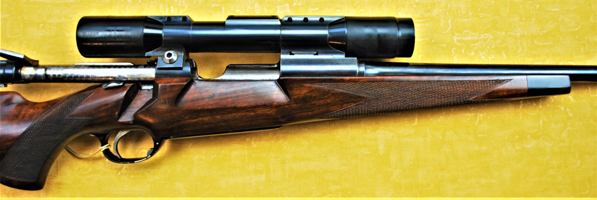 DAVID LLOYD .270 BOLT ACTION RIFLE AND SCOPE. - Emma Custom Rifles