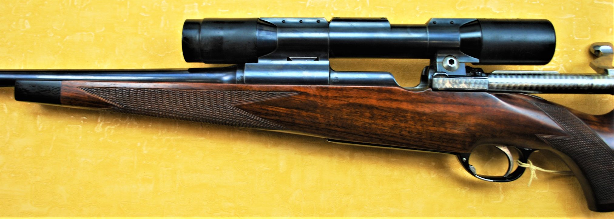 DAVID LLOYD .270 BOLT ACTION RIFLE AND SCOPE. - Emma Custom Rifles