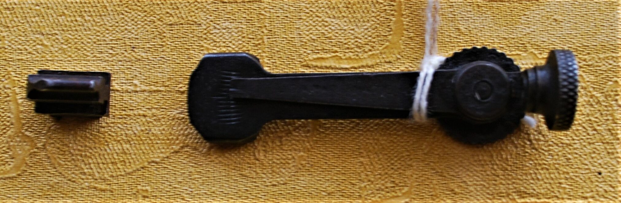 ORIGINAL OPEN / IRON SIGHTS FROM A WINCHESTER MODEL 69 .22 RIMFIRE BOLT ...