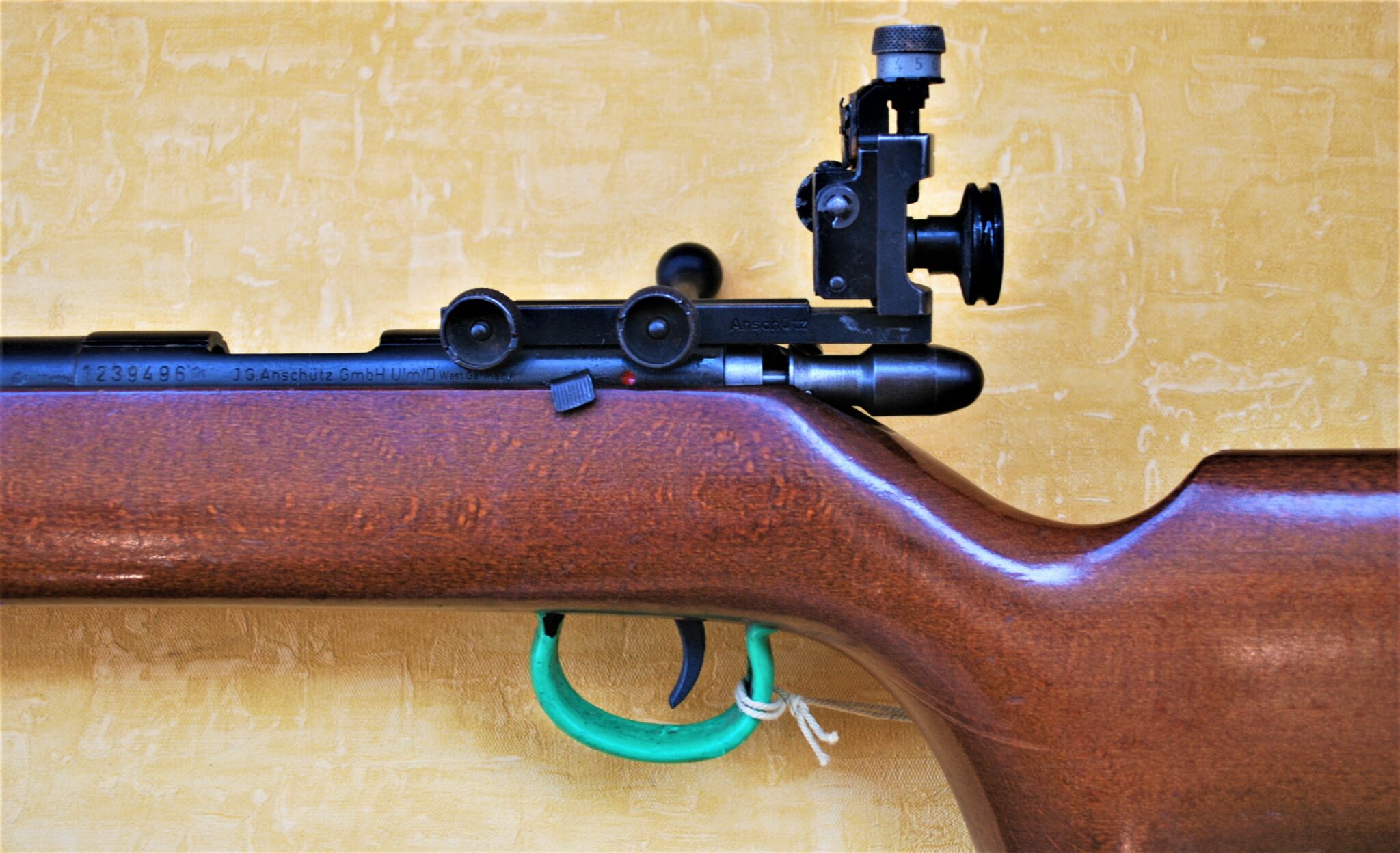 ANSCHUTZ MODEL MARK 2000 .22 RIM FIRE BOLT ACTION TARGET RIFLES. - Emma ...