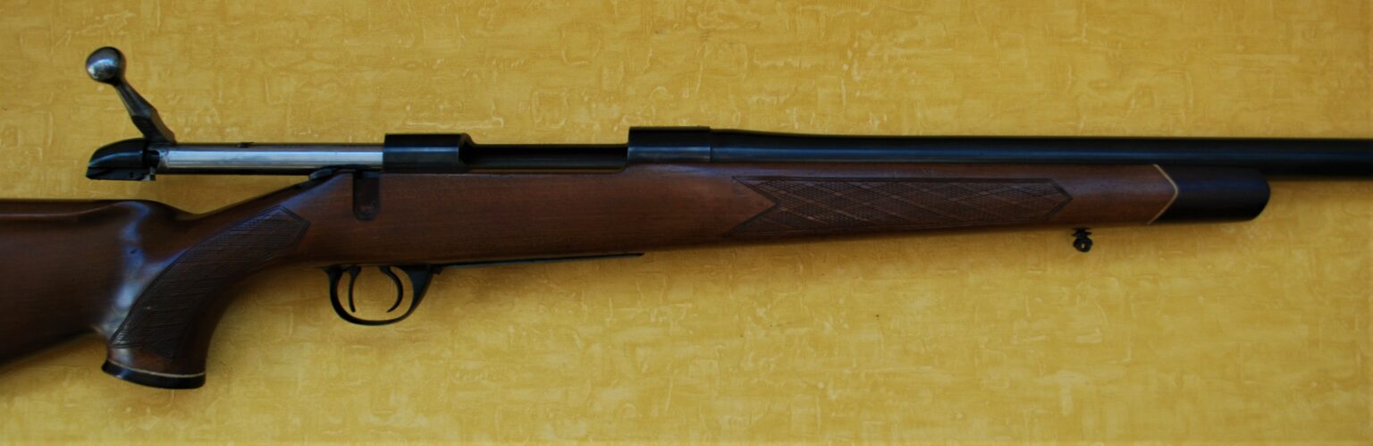 BSA CFT .300 WIN MAG HEAVY TARGET BARREL BOLT ACTION RIFLE. - Emma ...