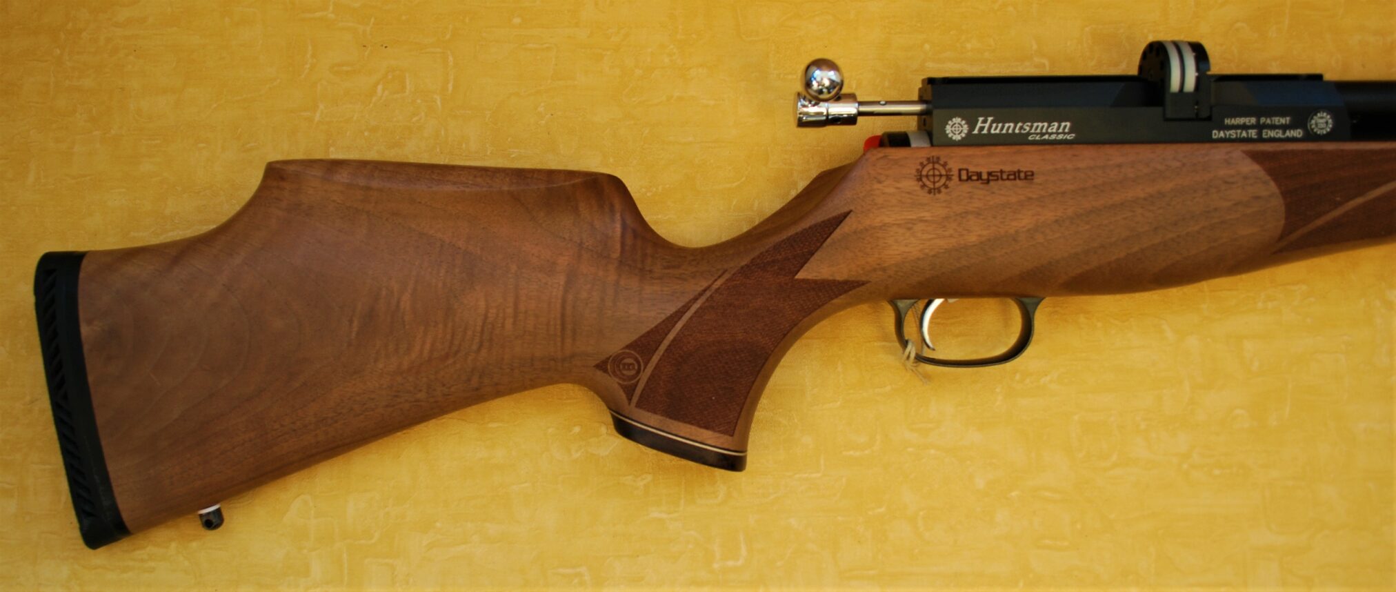 DAYSTATE HUNTSMAN CLASSIC FAC FIREARM RATED .177 (4.5mm) PCP AIR RIFLE ...