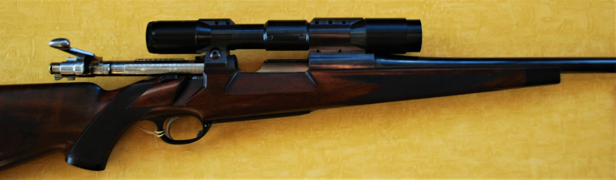 DAVID LLOYD .264 MAGNUM BOLT ACTION RIFLE. - Emma Custom Rifles
