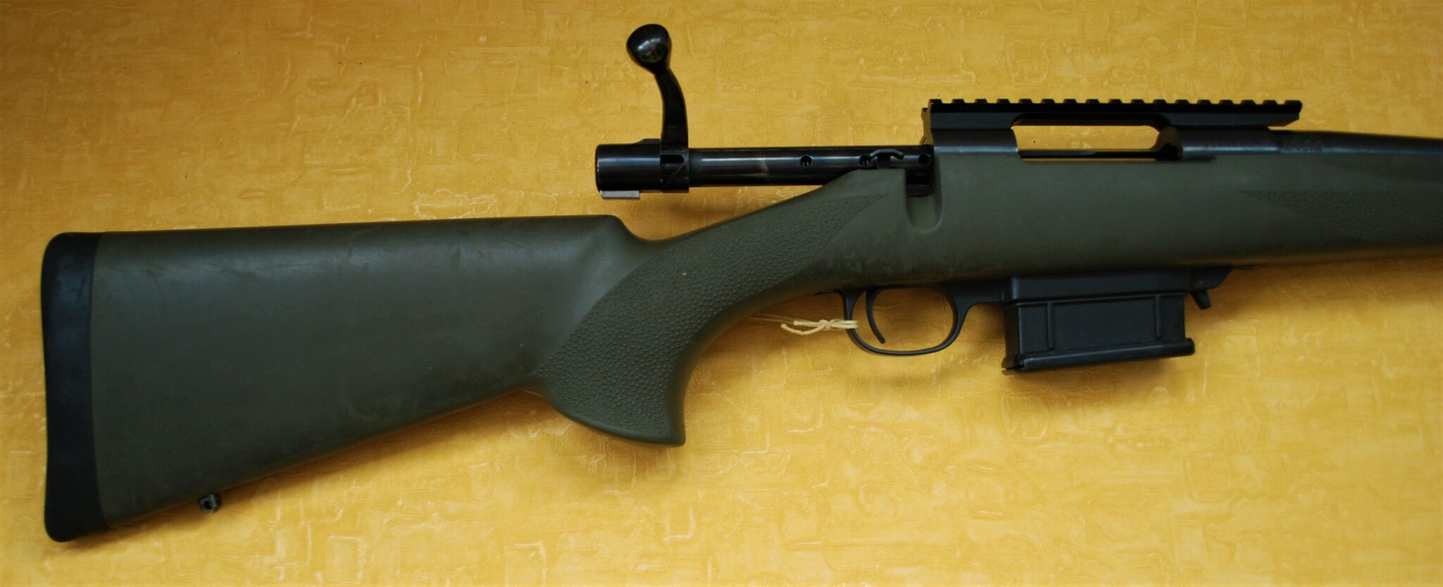 HOWA .22-250 BOLT ACTION RIFLE. - Emma Custom Rifles