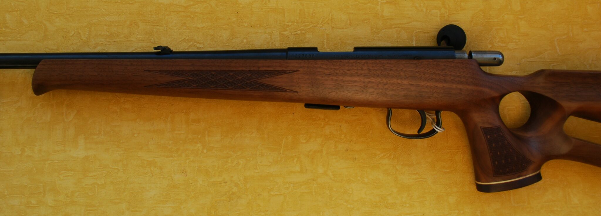 ANSCHUTZ .22 RIM FIRE BOLT ACTION RIFLE. - Emma Custom Rifles