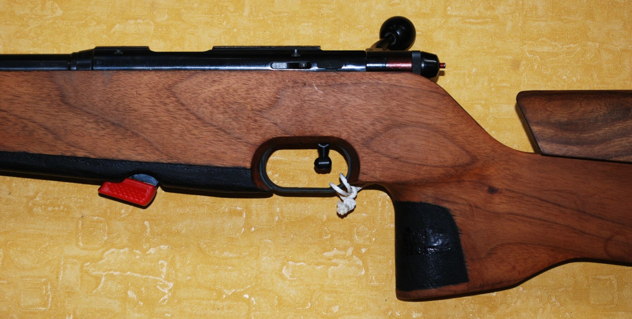 ANSCHUTZ 1827 BIATHLON .22 RIM FIRE BOLT ACTION RIFLE. - Emma Custom Rifles