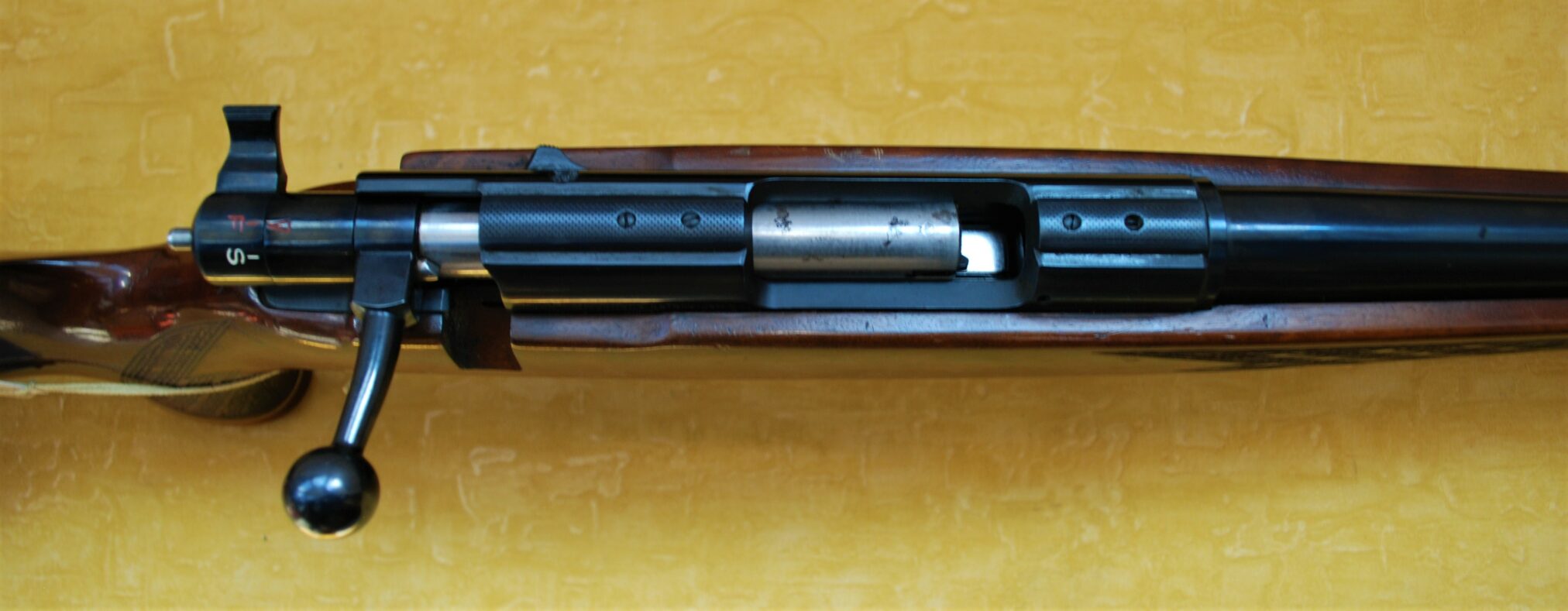 ANSCHUTZ .222 MODEL 1740 BOLT ACTION RIFLE. - Emma Custom Rifles