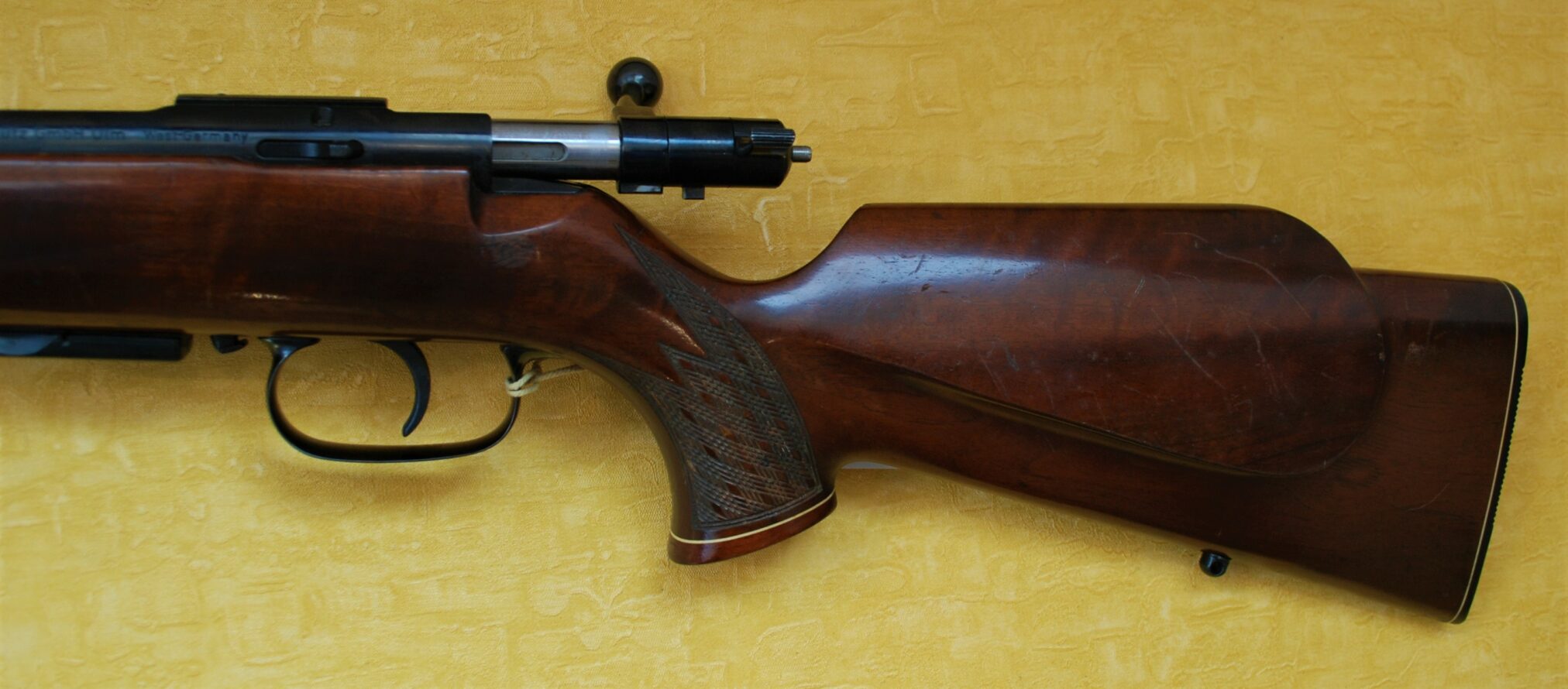 ANSCHUTZ .222 MODEL 1740 BOLT ACTION RIFLE. - Emma Custom Rifles