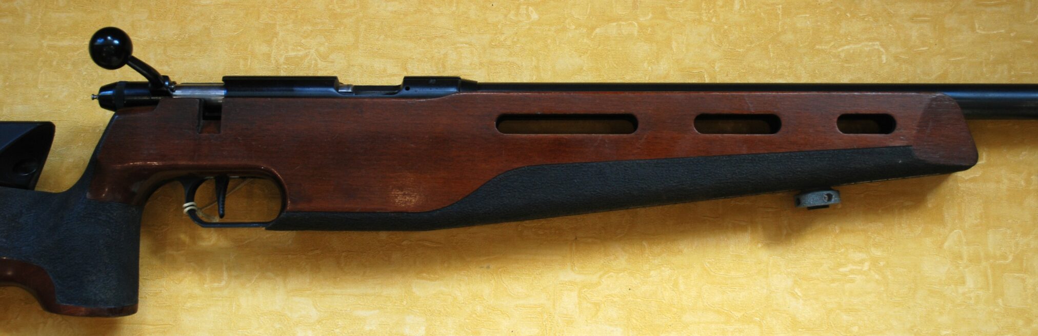 ANSCHUTZ .22 RIMFIRE MODEL 1807 BOLT ACTION TARGET RIFLE. - Emma Custom ...