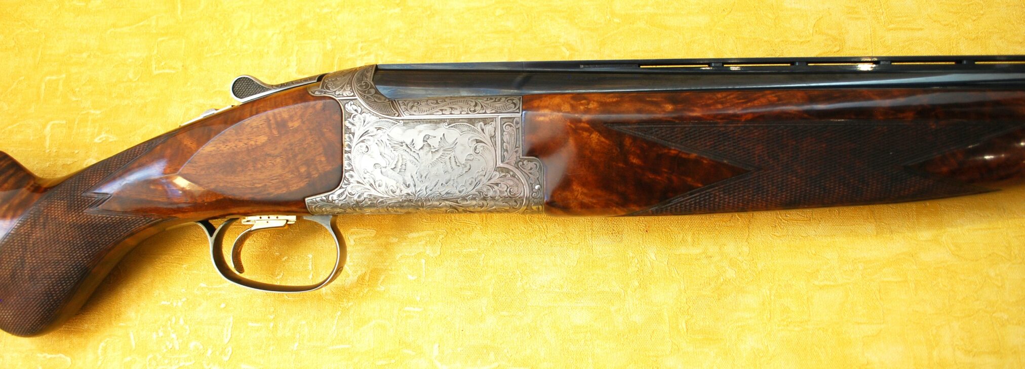 BROWNING B425 GRADE 5 OVER AND UNDER 12G SHOTGUN. - Emma Custom Rifles