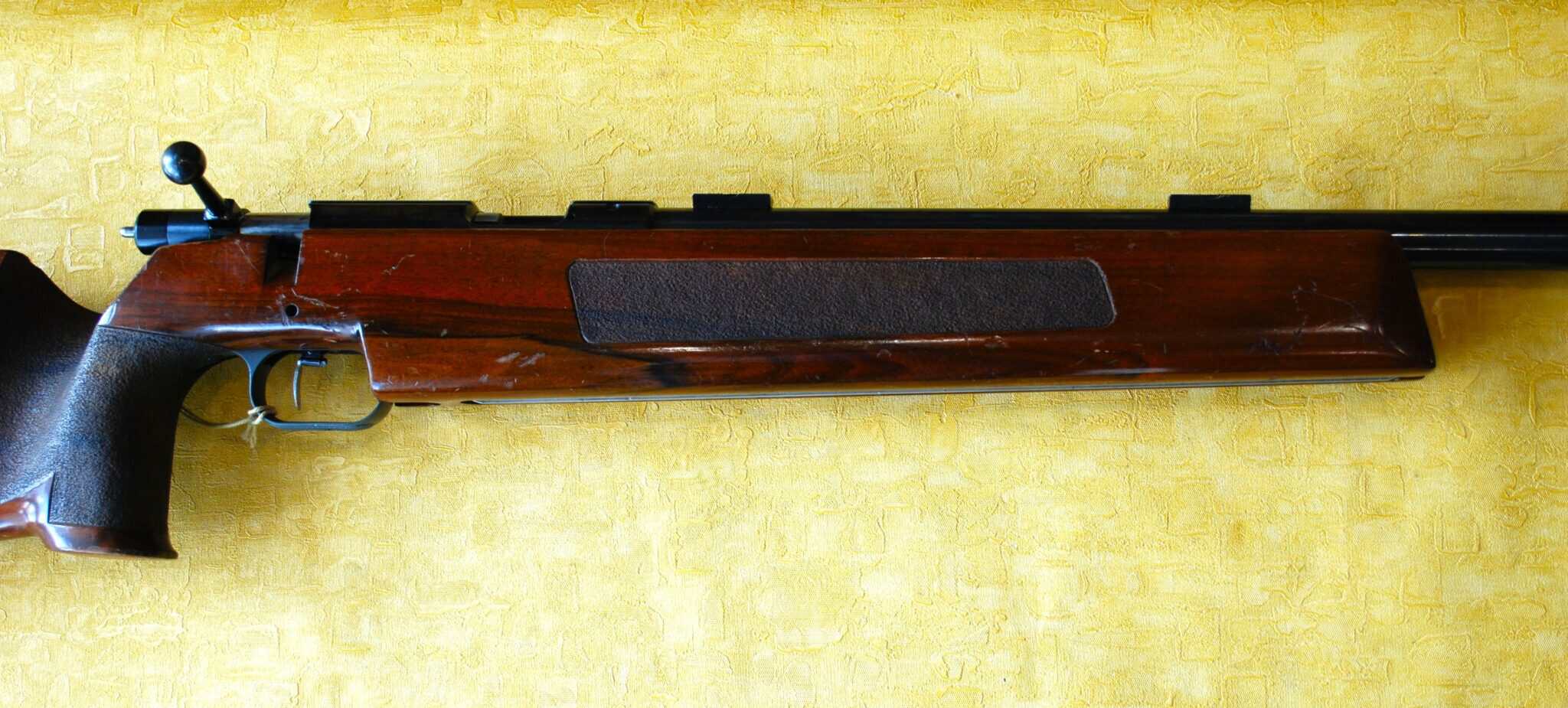ANSCHUTZ MATCH 54 BOLT ACTION .22 RIM-FIRE TARGET RIFLE. - Emma Custom ...