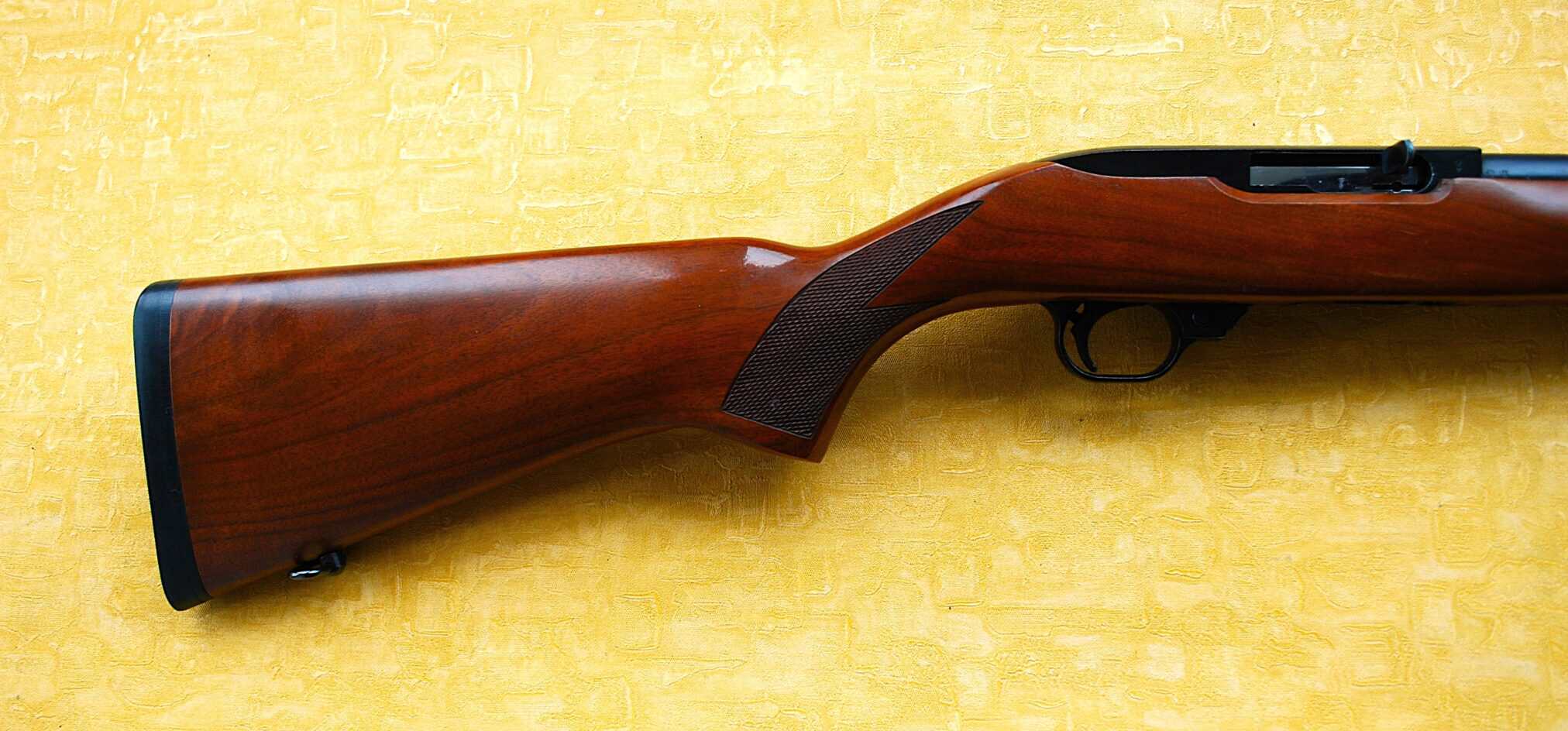 RUGER 10-22 WALNUT DELUXE SEMI-AUTOMATIC .22 RIM-FIRE RIFLE. - Emma ...