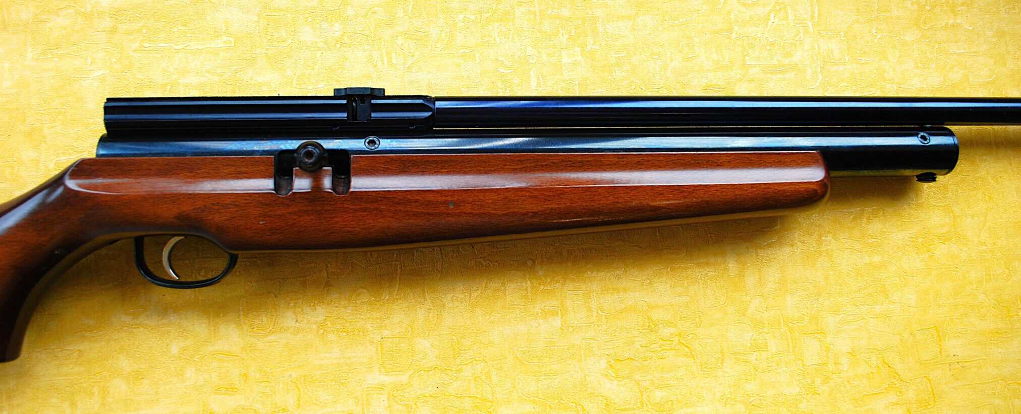 WEBLEY VENOM VIPER .22 (5.5mm) PCP AIR RIFLE. - Emma Custom Rifles
